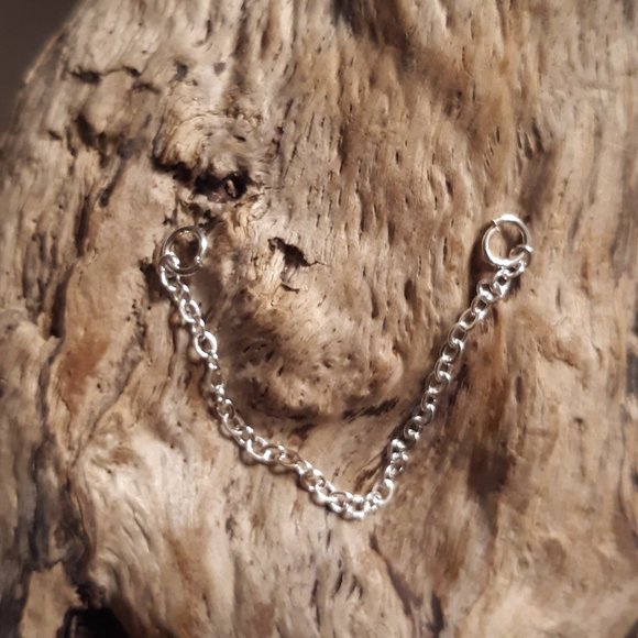 Thriftyposh910 | Jewelry | Nose Ear Bridge Silver Plated Chain | Poshmark